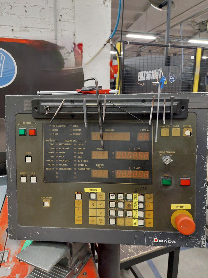 AMADA CTS-900, tapping machine, vintage 1997 (machine 1) – Electrotech